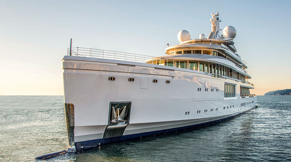 Yacht LUMINOSITY, Custom Mega Yacht | CHARTERWORLD Luxury Superyacht ...